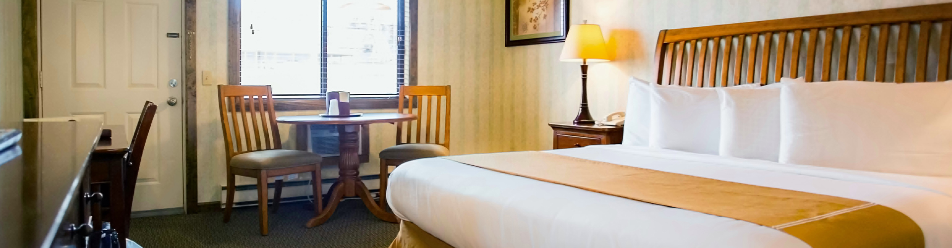 Water's Edge Inn | Premier Lodging Destination in Old Forge, NY